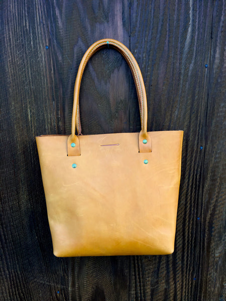 the medium rolled handle tote- – FREELANCE